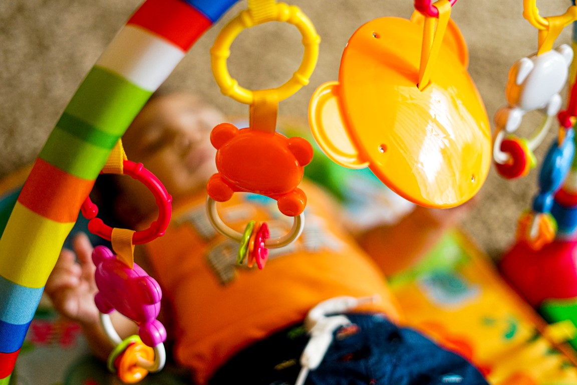 Choose toys according child's age | Recommendation toys for kids