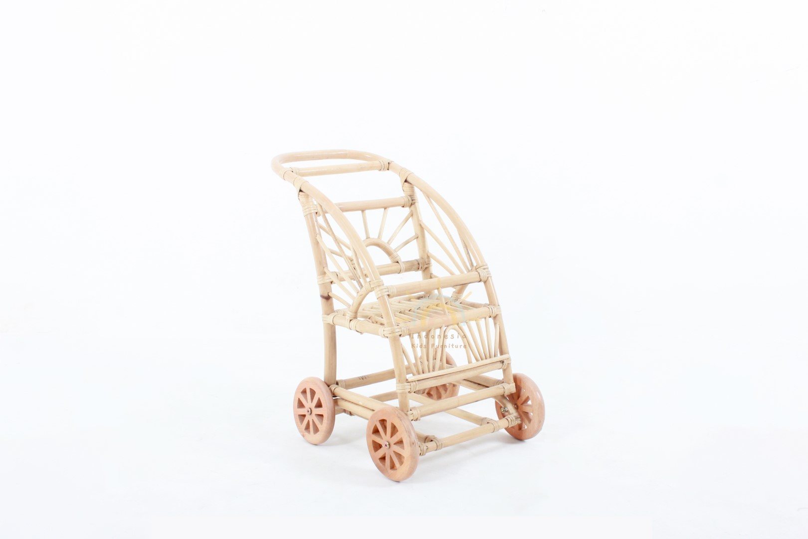 Top 5 Wicker Doll Prams for Your Little One in Australia | Rattan Toy